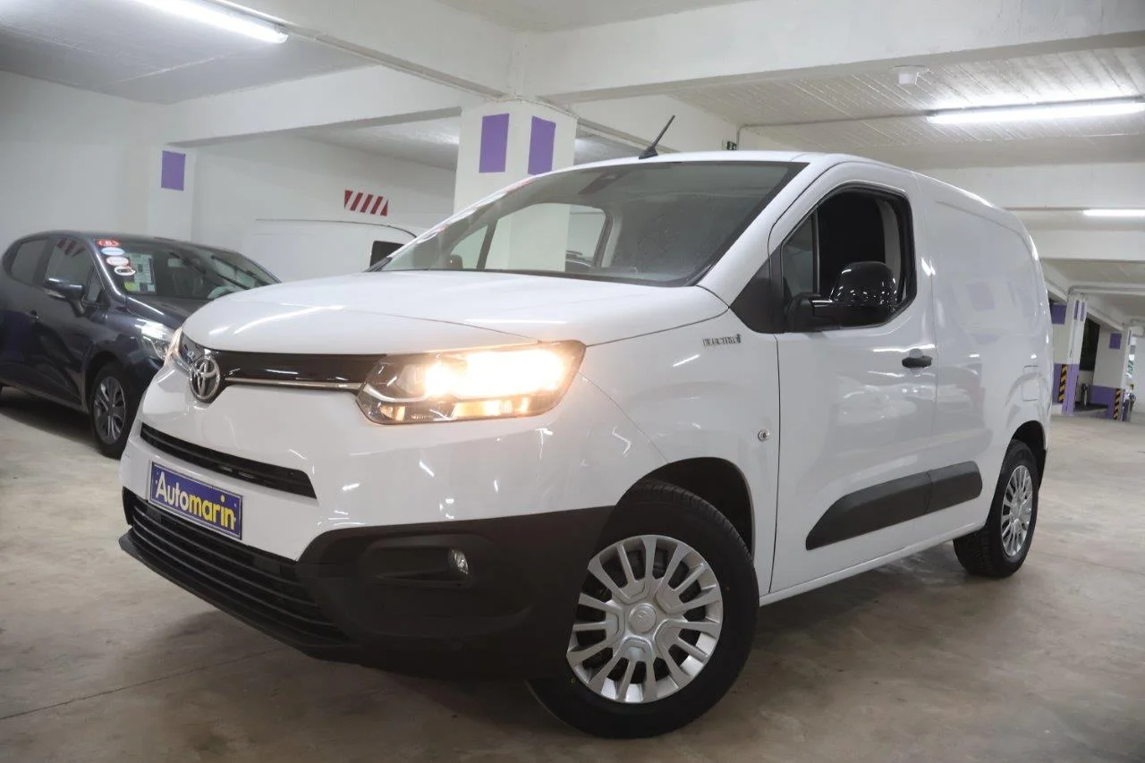 View 1 - Toyota Proace - 2022